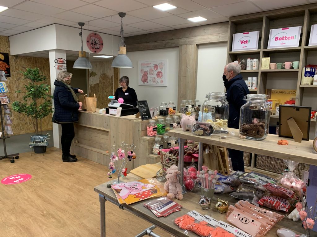 Oink: ‘Varken is de koning van de kringloop’ - The Pig Story